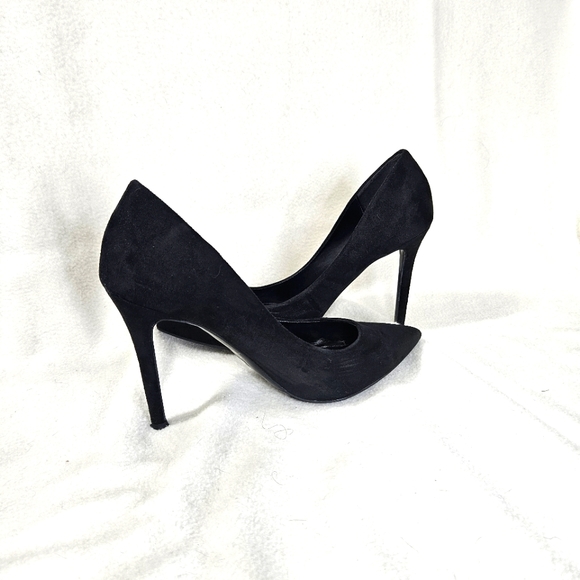 Herstyle | Shoes | Herstyle Black Suade Size 4 Heels | Poshmark